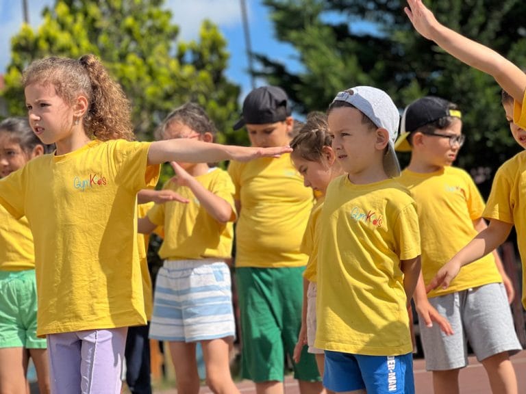 Florya Yüzme ve Cimnastik Kursu - GymKids